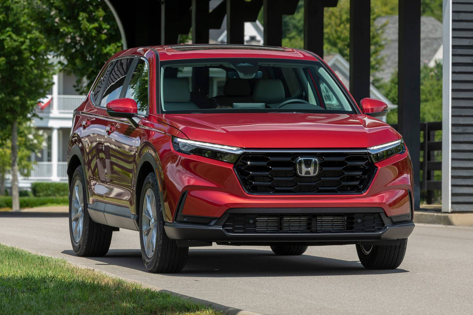 Honda CR-V: Sự Lựa Chọn Hoàn Hảo Thuê Xe Tự Lái 2/9 Cho Gia Đình Hiện Đại