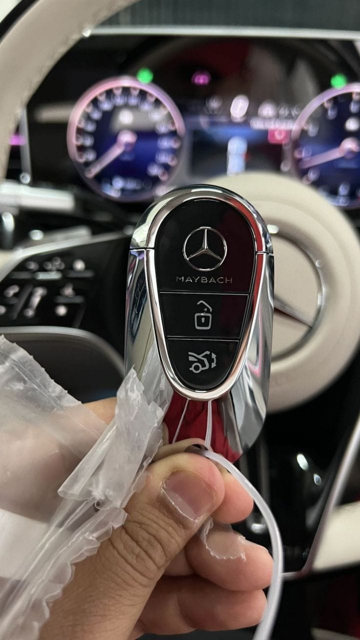 Mercedes-Benz Maybach S600: Động Cơ, Nội Thất Và Giá Bán Tạo Nên Đẳng ...