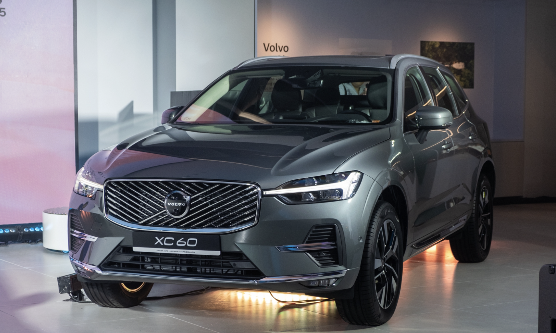 Volvo XC60 2025: Giá Lăn Bánh, Thời Gian Ra Mắt, Đánh Giá Thông Số Kỹ Thuật